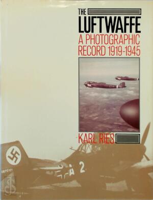The Luftwaffe - Karl Ries - (ISBN: 9780713455816) | De Slegte